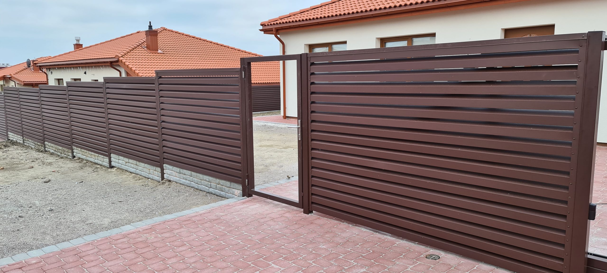 Tvoros – UAB “Glamuras”